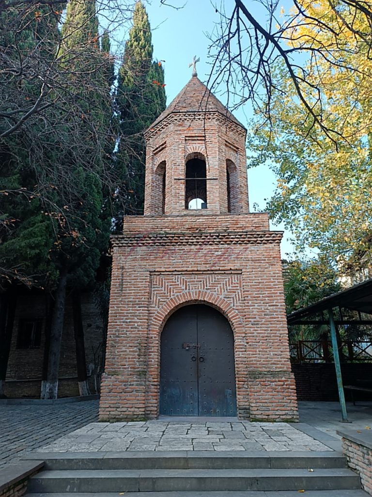 Γεωργία: Περιπλάνηση στην Τιφλίδα - Ένα ταξίδι ανάμεσα σε ιστορία και ...